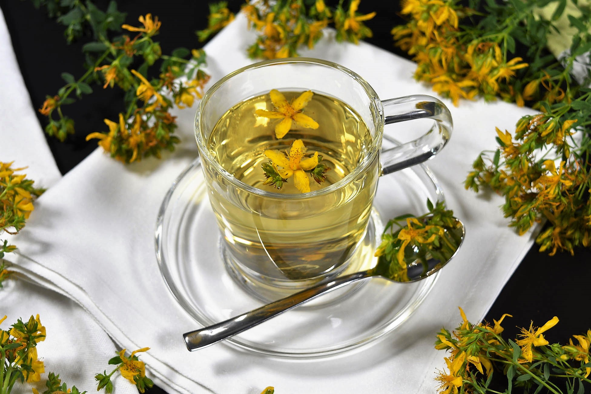 Чај од кантарион - Bella Kujna